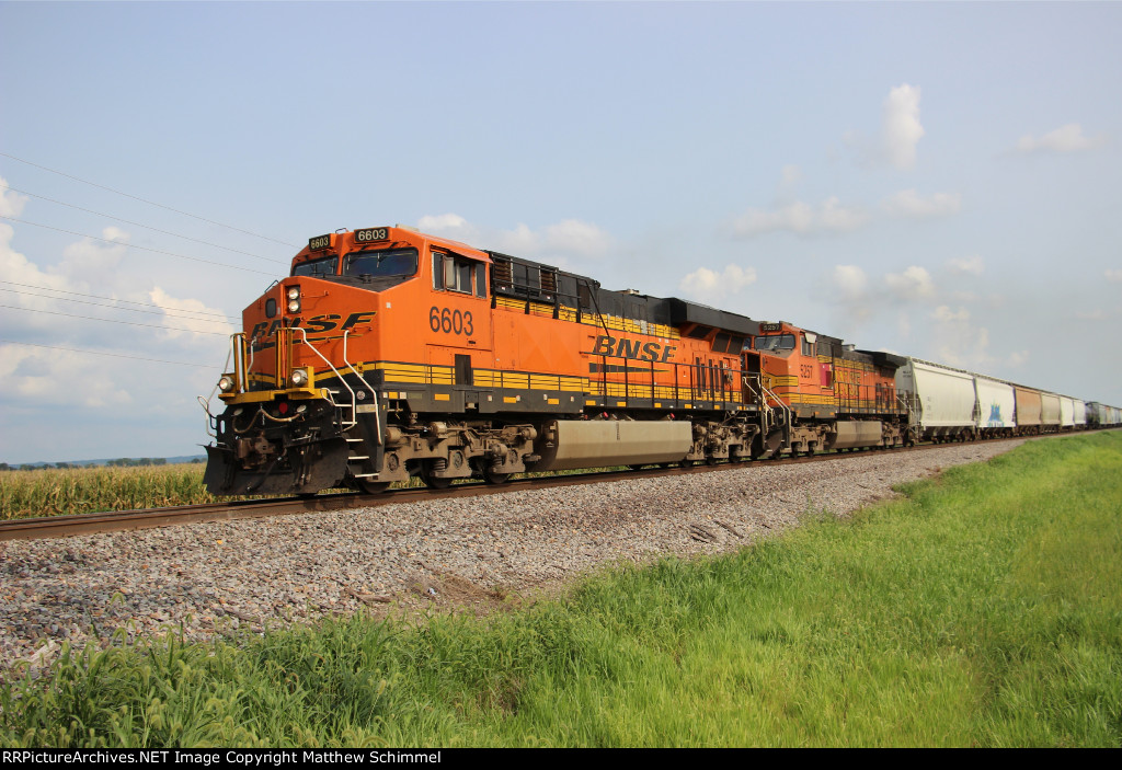 BNSF 6603